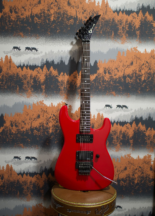 Charvel Model 2 + Semi hard case :: Fieldhill Guitars - Käytetyt ...